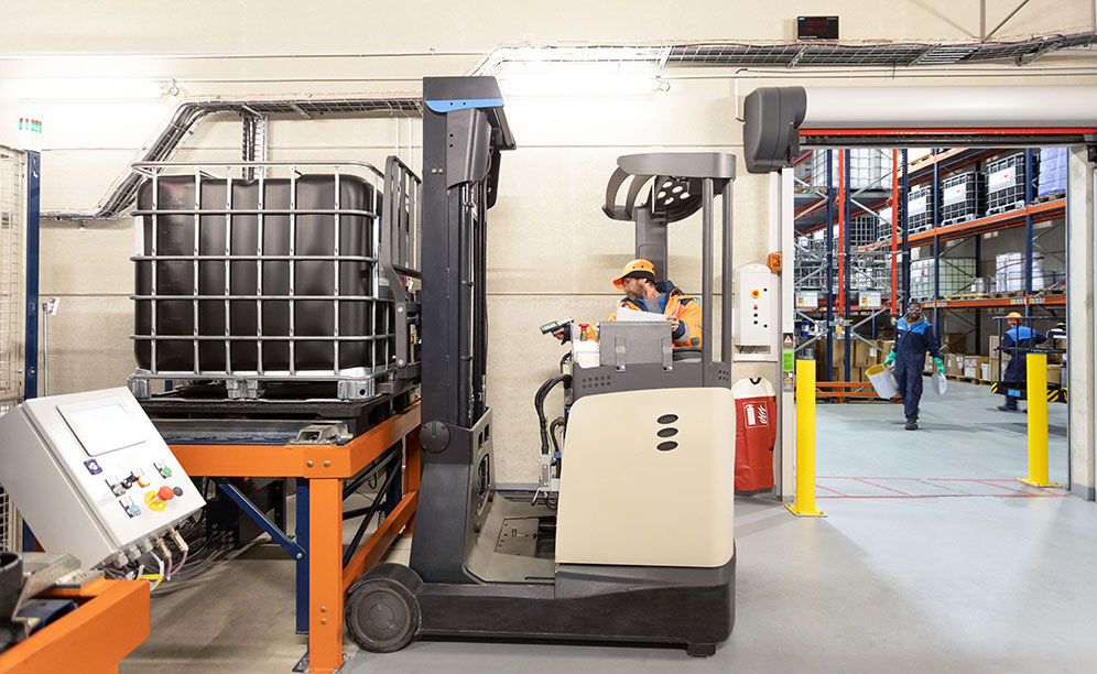 Nippon Paint: magazyn producenta lakierów samochodowych - Mecalux.pl